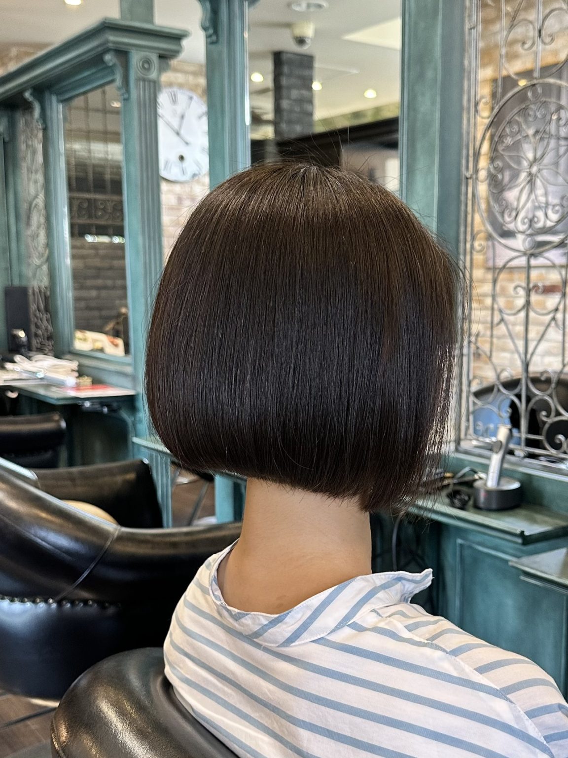 髪の毛が汗でびっしょりになる理由は？女性ホルモンとの関係も解説 - Monan